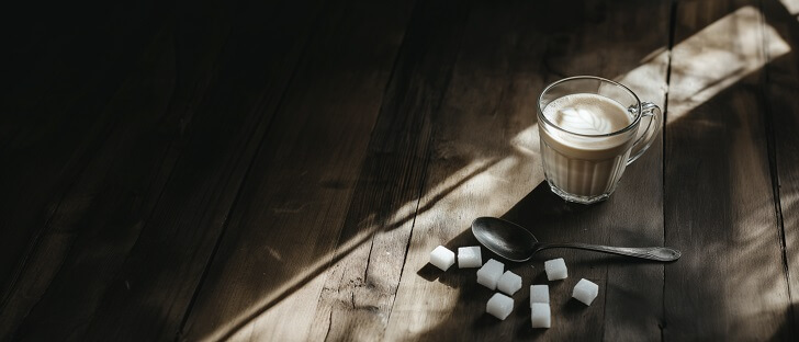 Co je to Flat White a proč si ho zamilujete? ☕| Přečtěte si více na ...